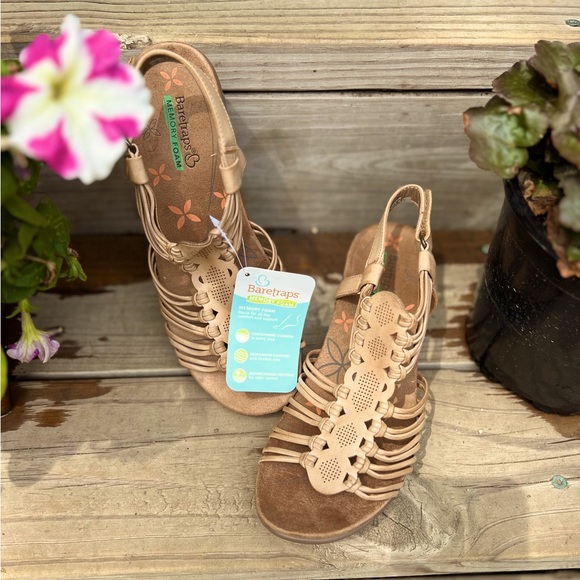 BareTraps | Shoes | Baretraps Memory Foam Sandals | Poshmark